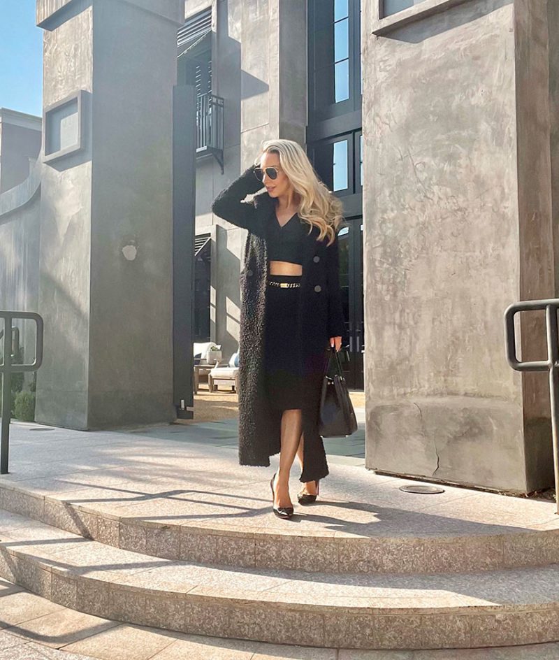 Bare midriff tops are trending. Here's how to wear a crop top in Winter ...