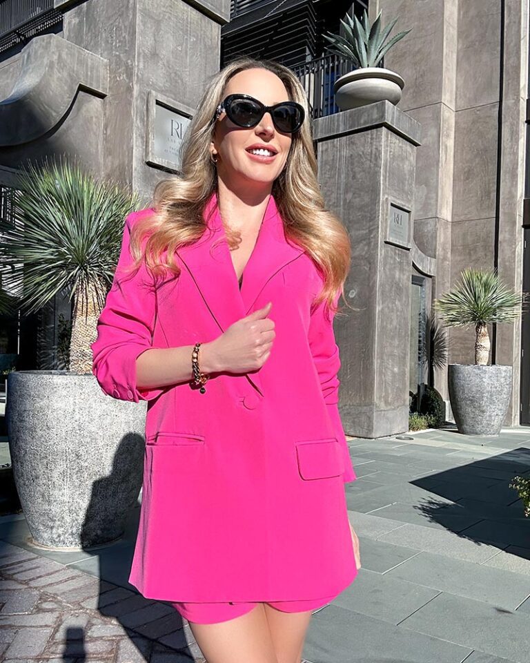 45 Best women's pink blazers & sets for the ultimate color pop