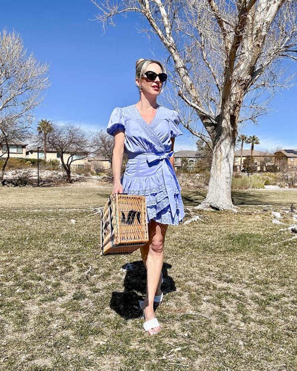 The best periwinkle blue dresses & outfits - Glamour and Gains