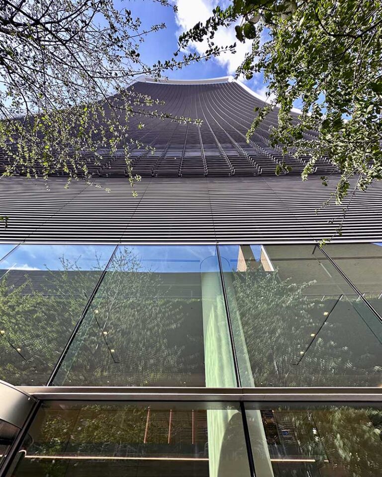 Best rooftop bars London & Whispering Angel Terraces with a view ...