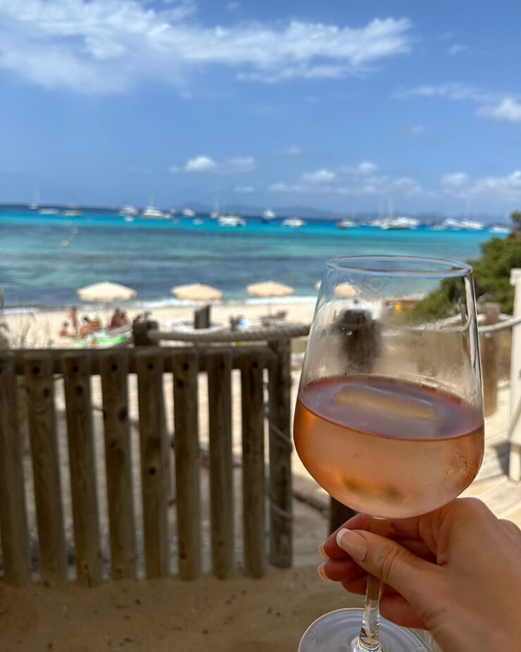 How to do Formentera Ibiza in a day | Travel guide - Glamour and Gains