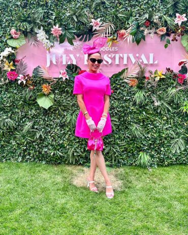 What to wear to the horse races | Classy Breeders Cup outfits & dresses