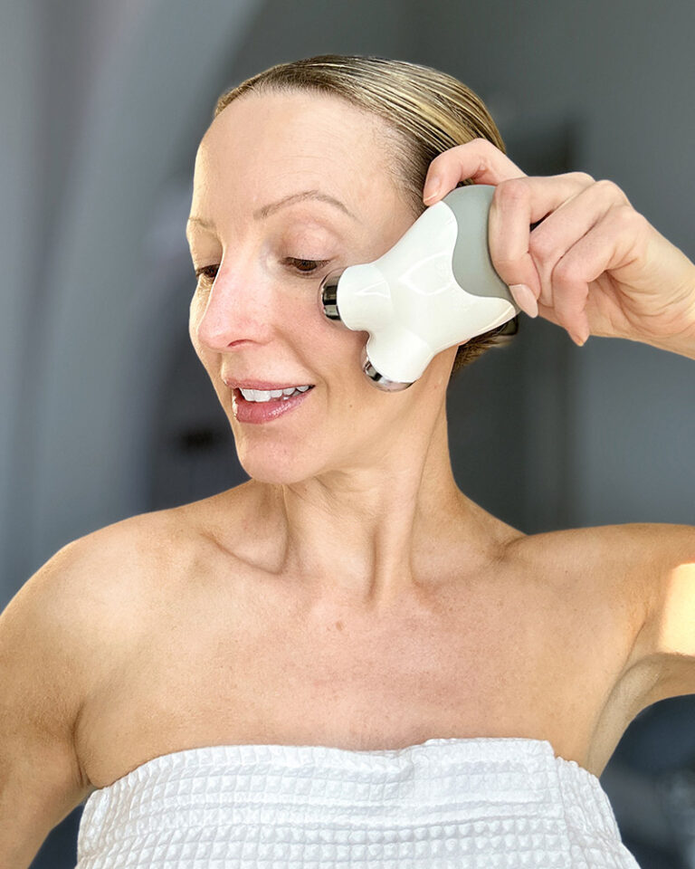 NuFace Mini review, before & after | Does the 5 minute face lift work ...