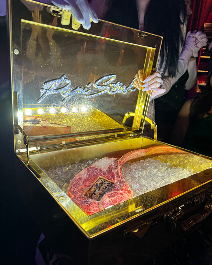 Fontainebleau Las Vegas reviews are mixed, here's my experience ...