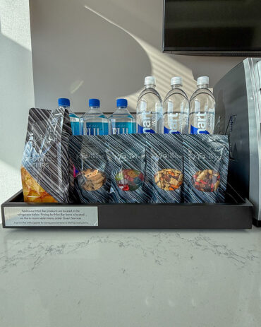 Aria Sky Suites review : Inside ARIA's Sky Suites King Room - Glamour ...